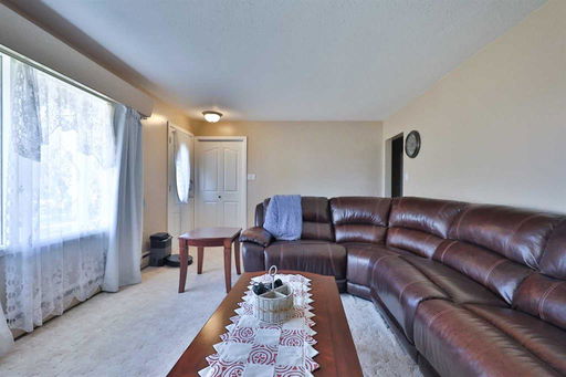 50 N 100 W, Raymond AB T0K 2S0 Home for Sale